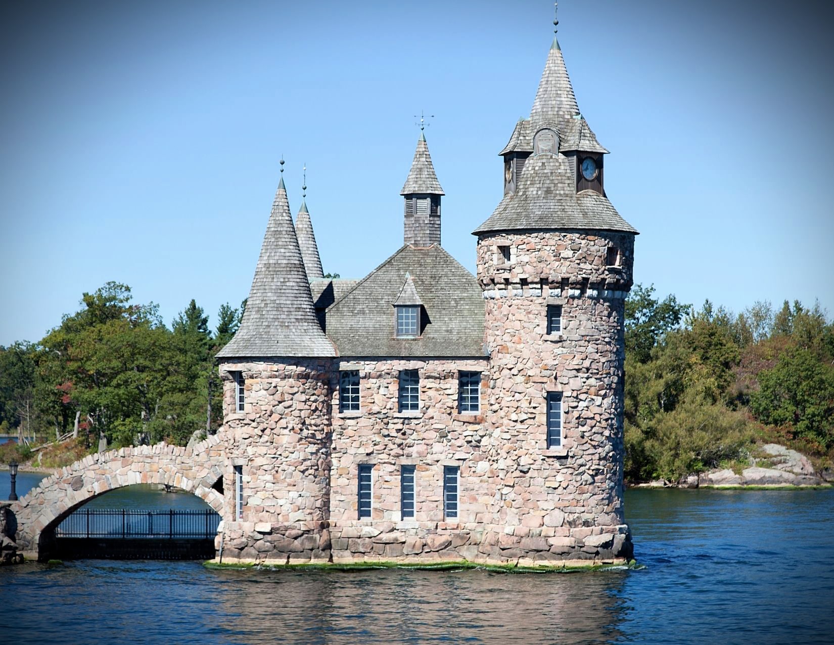 25 Best Day Trips From Montreal: Locations You'll Love