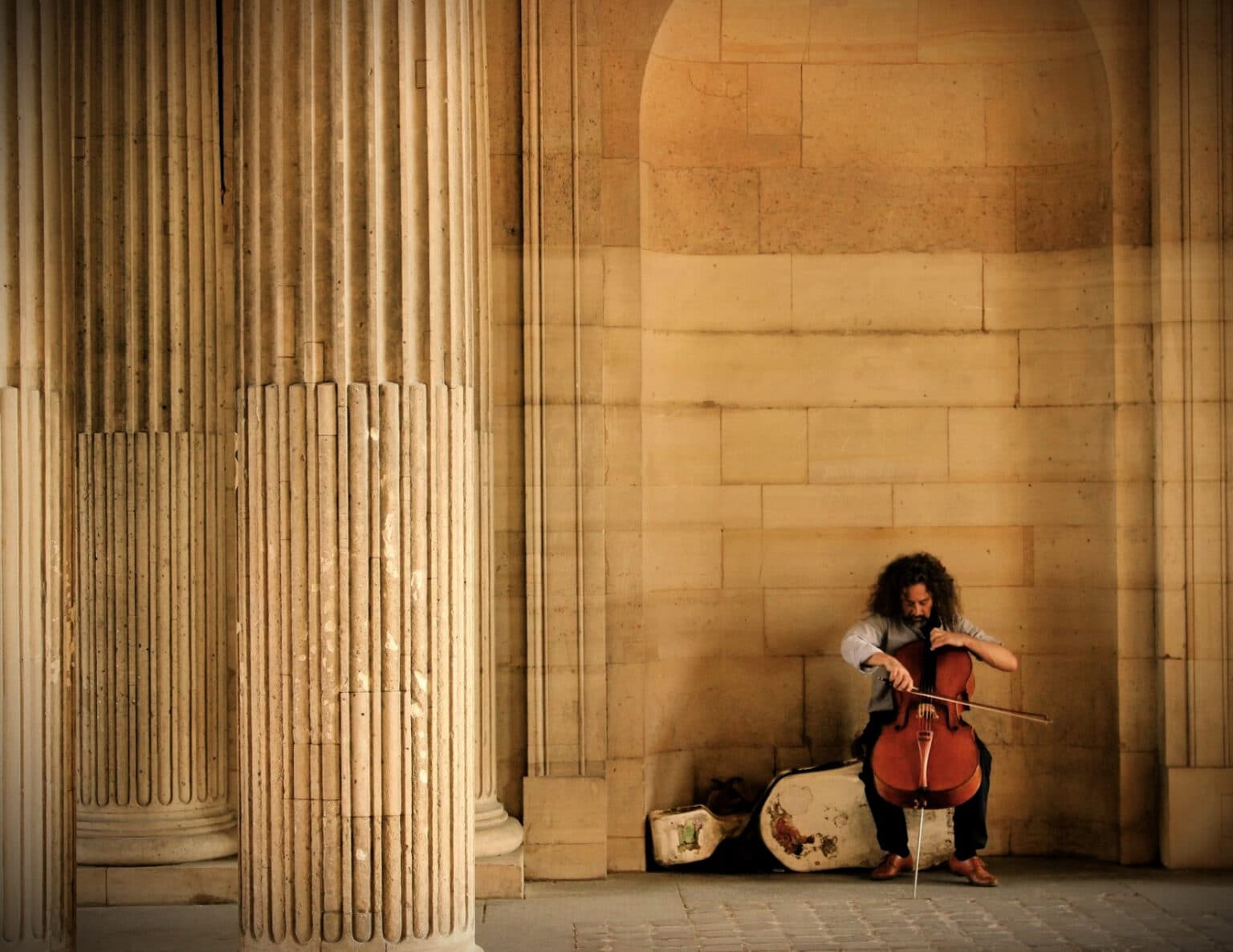 25 Best Songs About Paris: The Ultimate Parisian Playlist