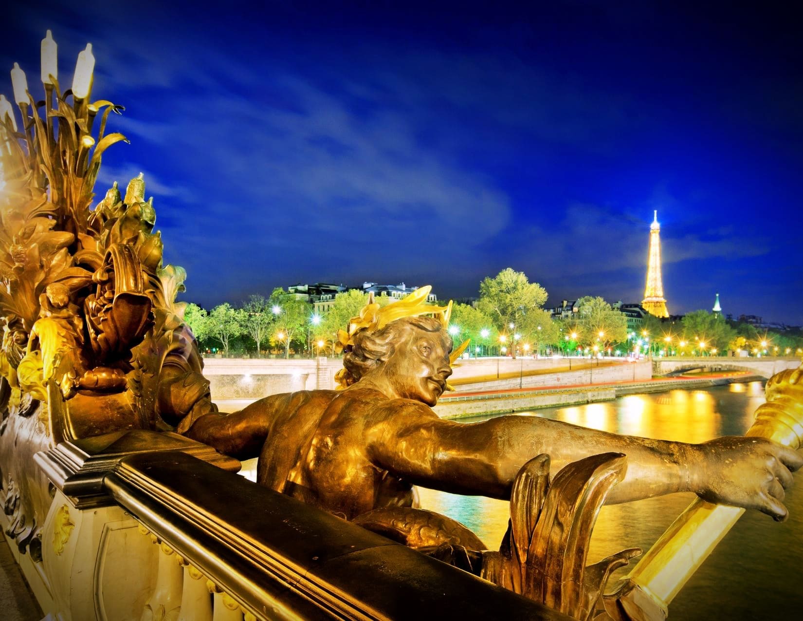 15 Best Spots to Enjoy Paris at Night: Nightlife in Paris