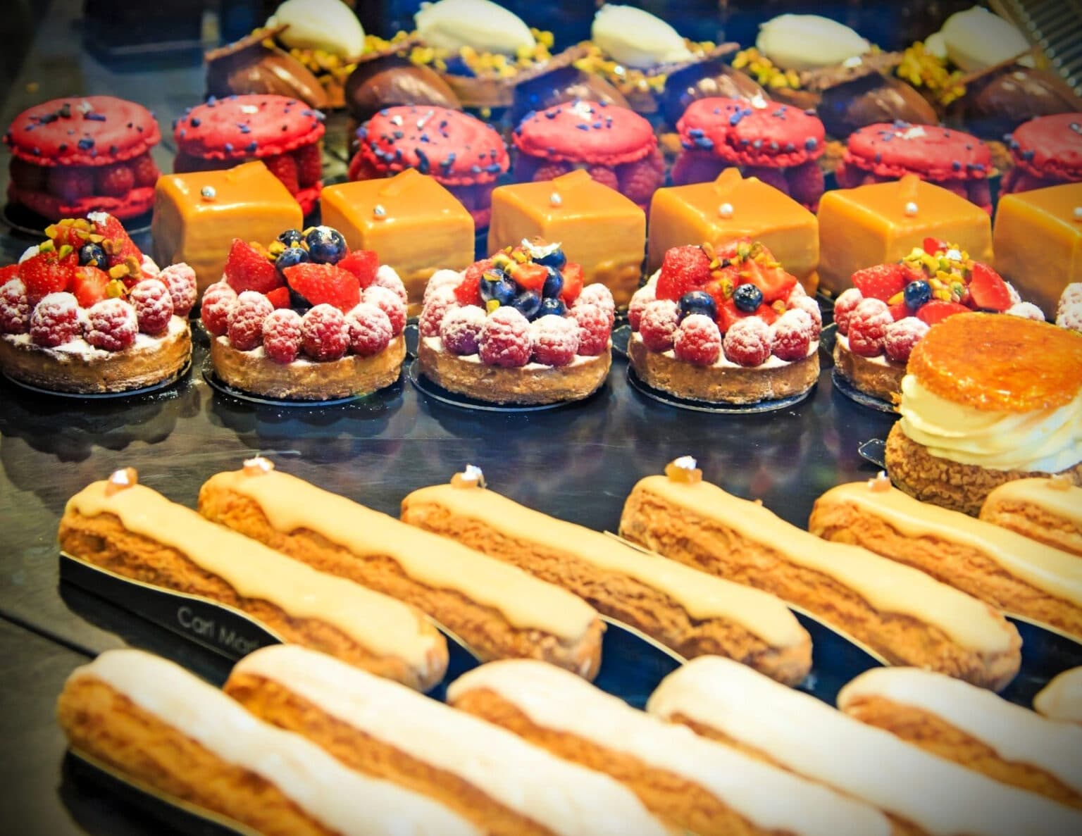 48 Paris Themed Gifts: Ideas For Everyone on Your List