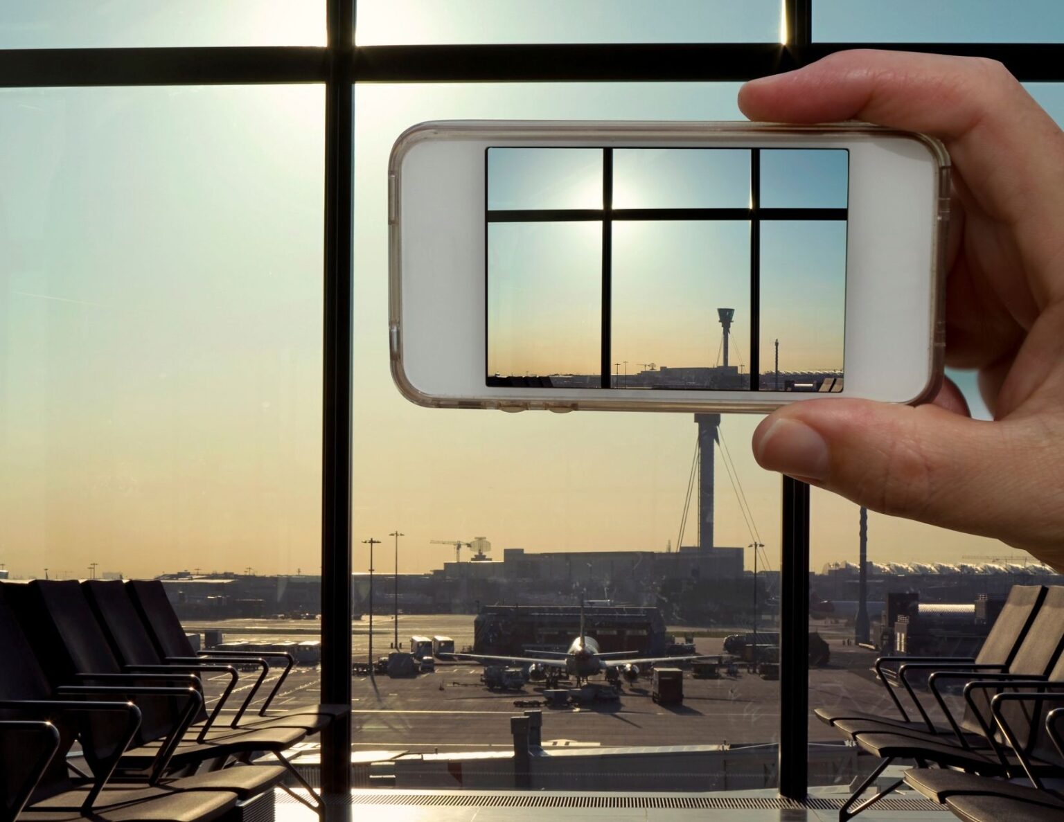 The Ultimate Long Layover Guide: 16 Essential Survival Tips