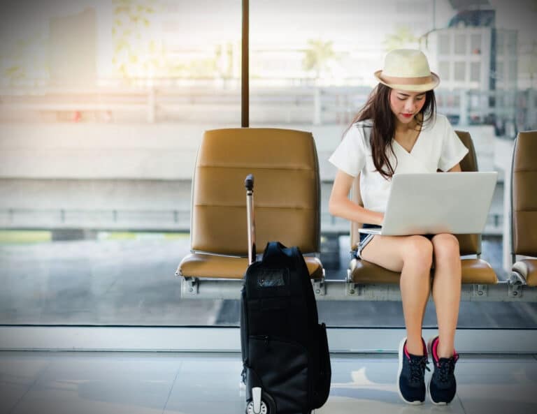 The Ultimate Long Layover Guide: 16 Essential Survival Tips