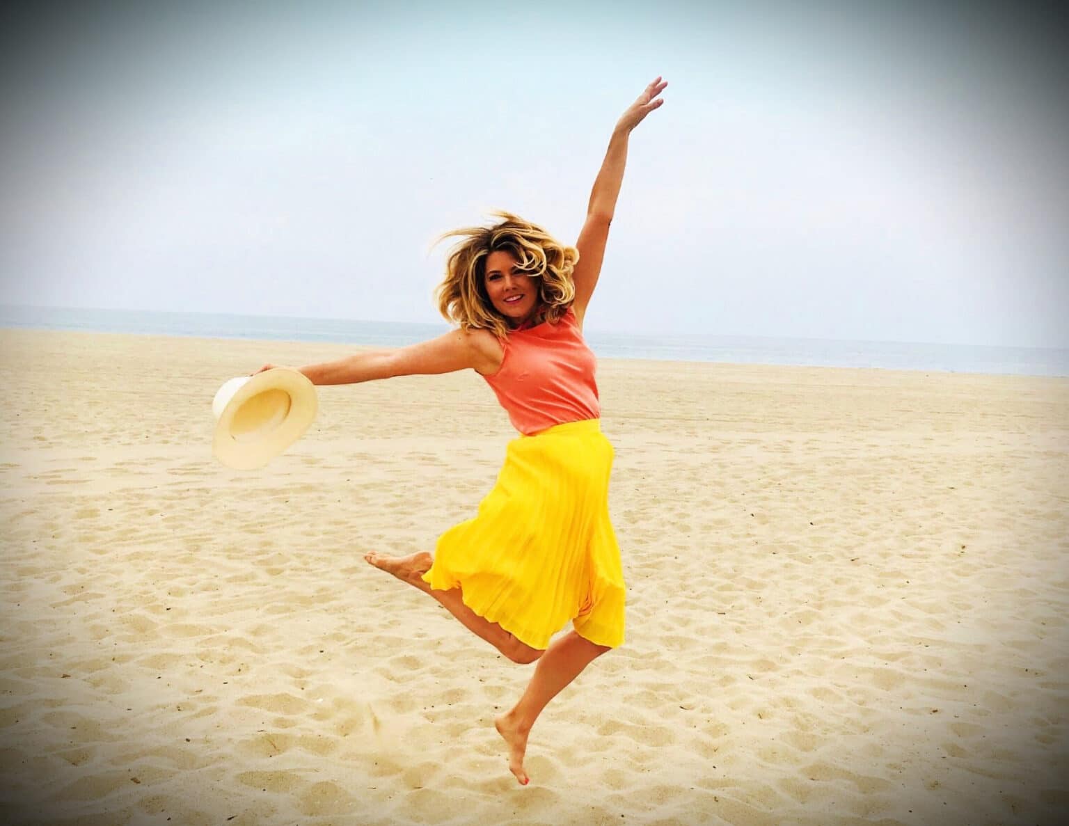 20 Vacation Outfit Ideas You Need: What to Wear on Vacation