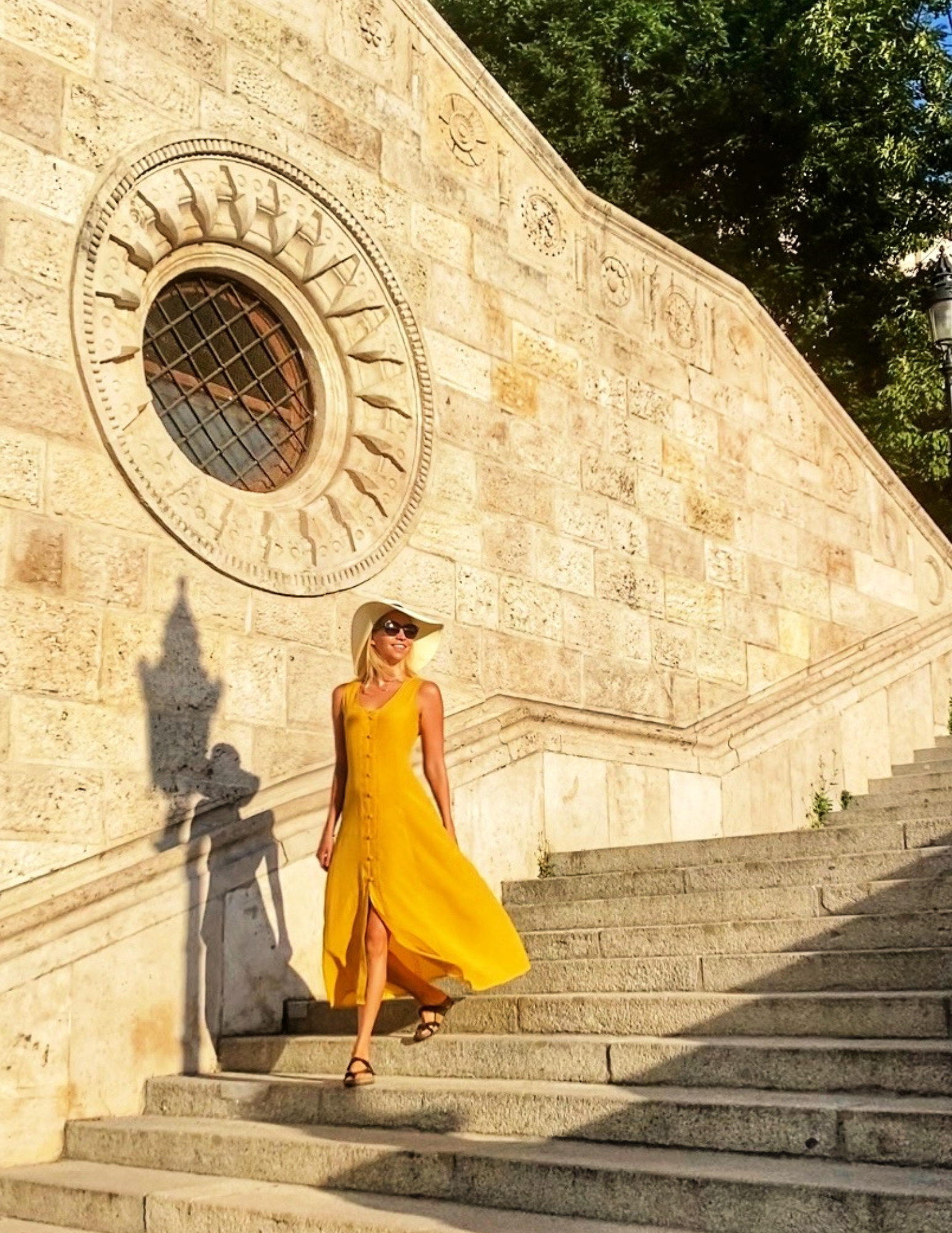 How to Take Good Pictures of Yourself While Traveling Solo