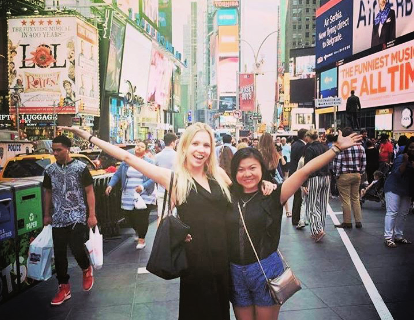 Broadway Dress Code: What to Wear to a Broadway Show (2025)