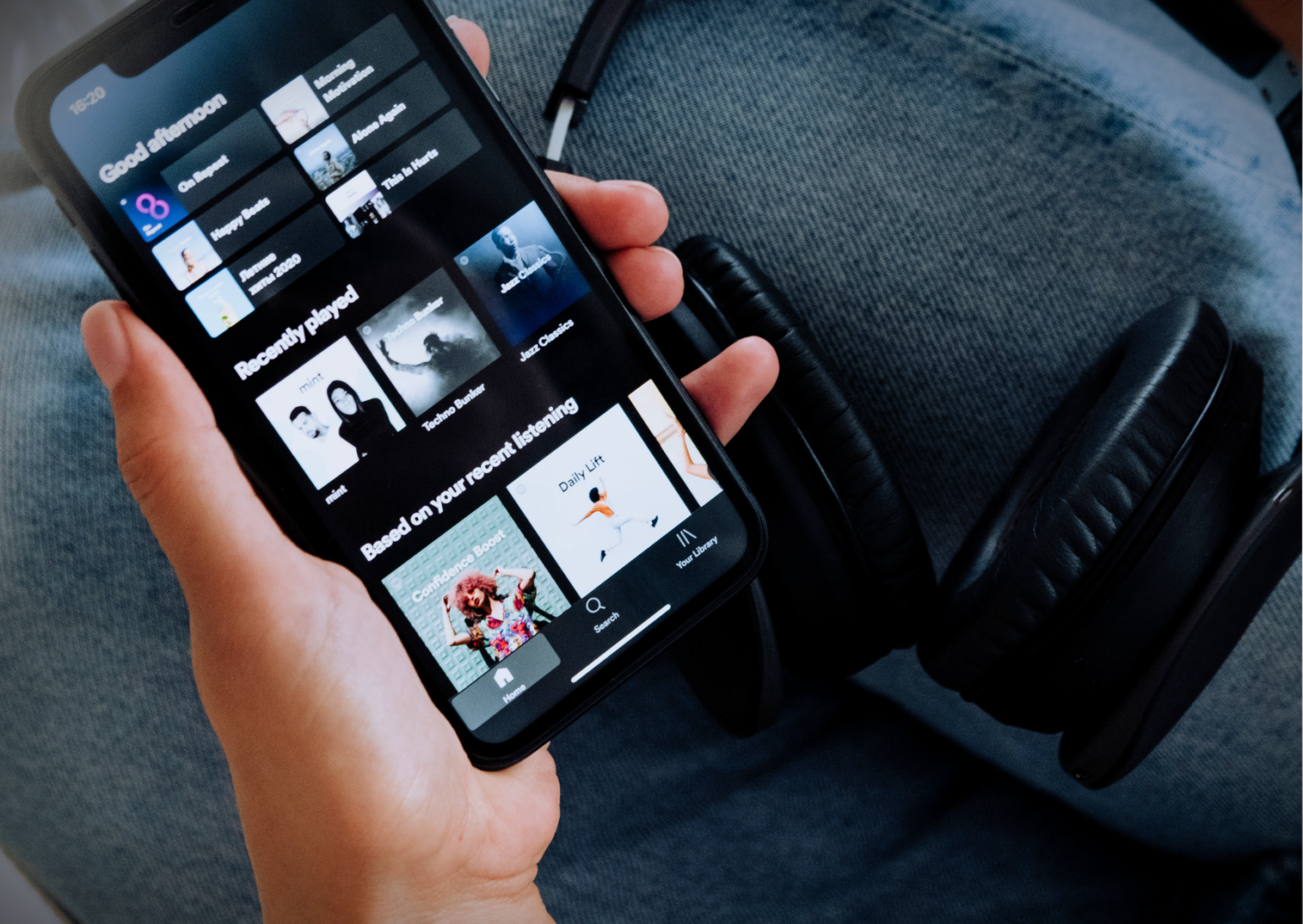 The Ultimate Guide to Planning a Solo Trip: 20 Tips You Need