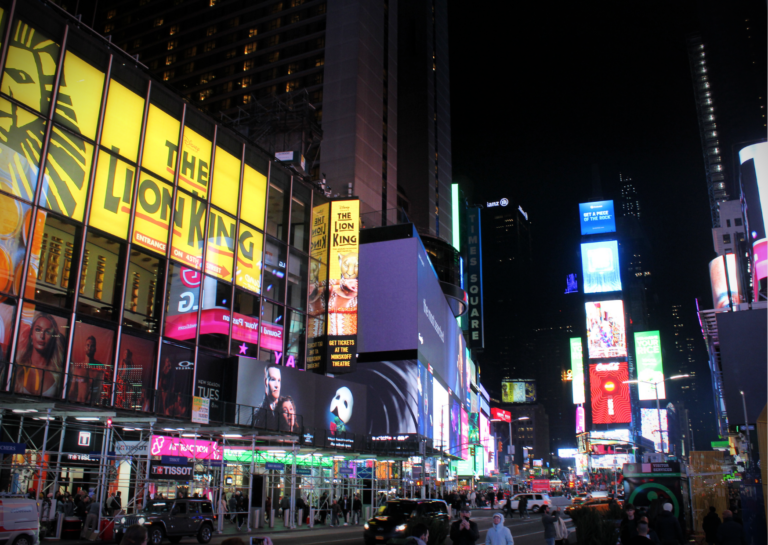 25 Exciting Things to Do in Times Square at Night (2025)