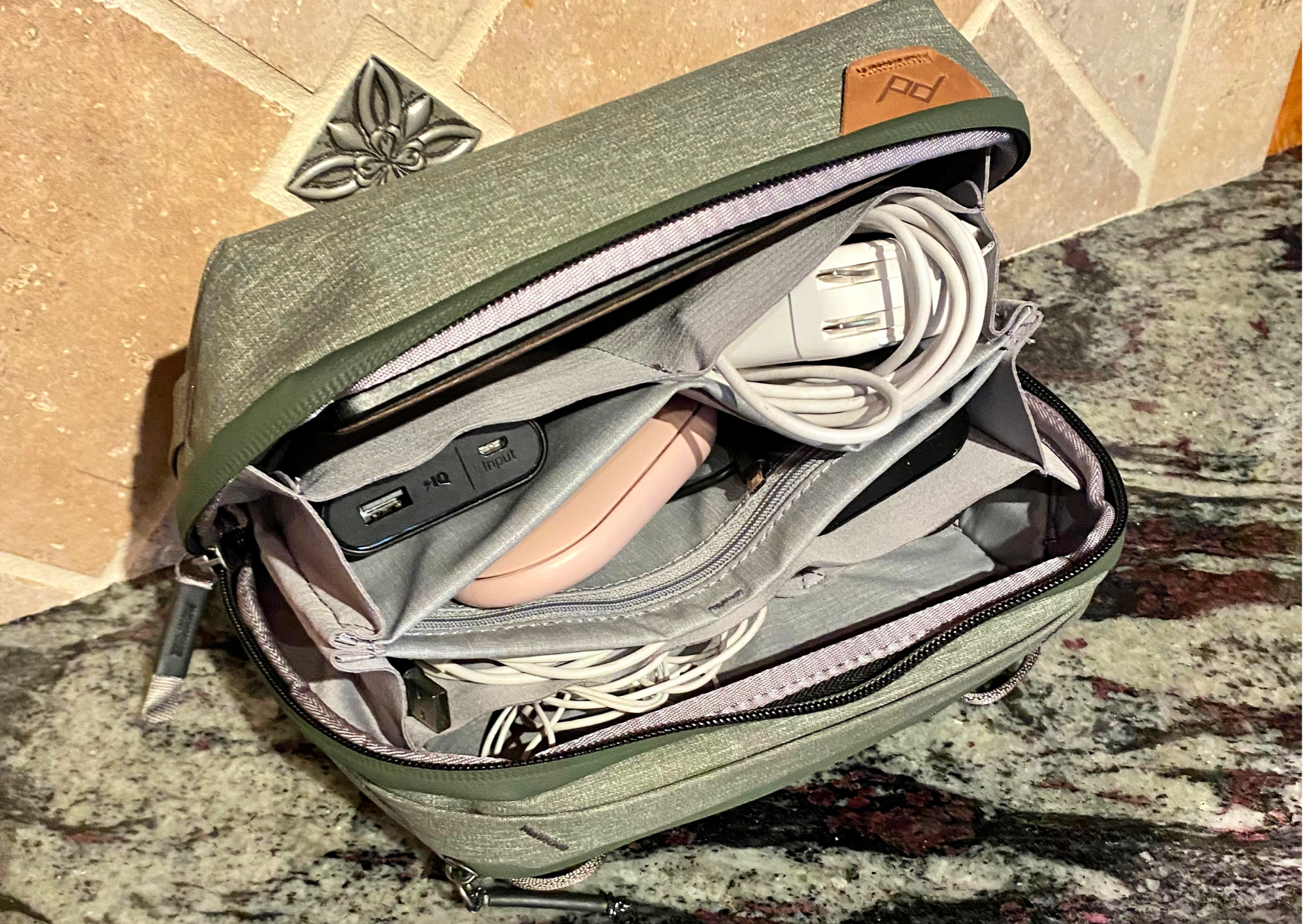 Peak Design Tech Pouch Review: Stay Organized in Style 2026