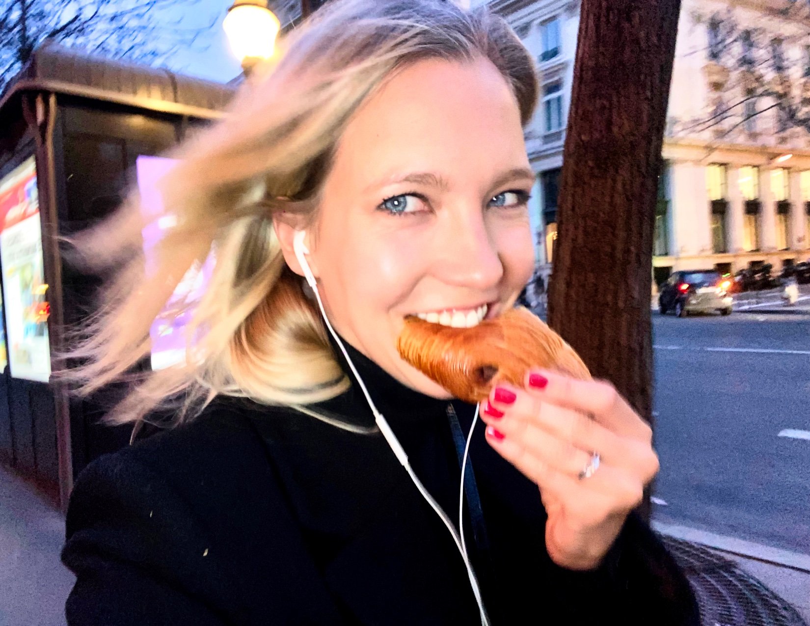 A Guide to Solo Travel in Paris: 39 Things to Do by Yourself