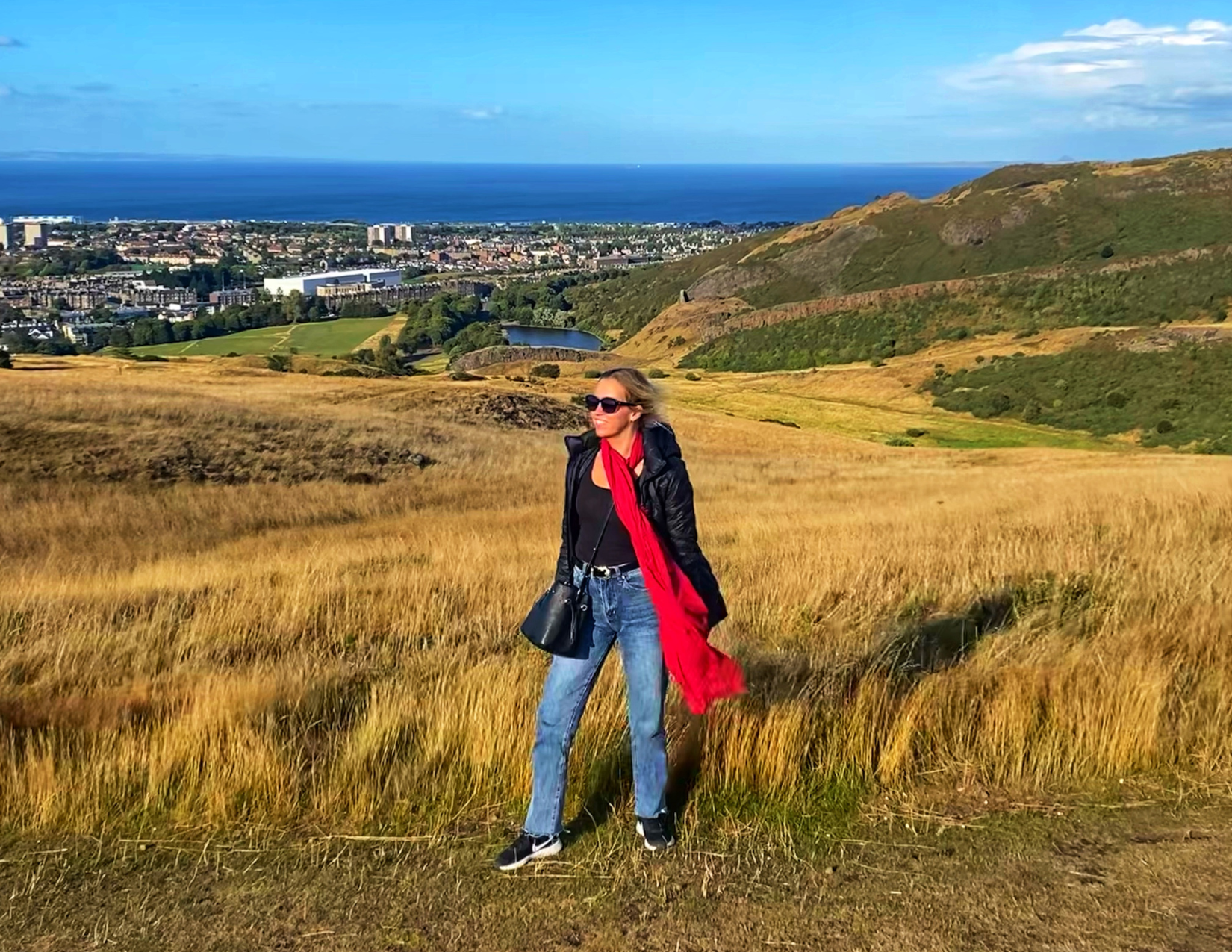 Edinburgh Solo Travel: Tips + 22 Exciting Things to Do Alone