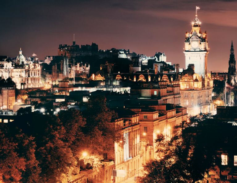 23 Things to Do in Edinburgh at Night You Can't Miss!