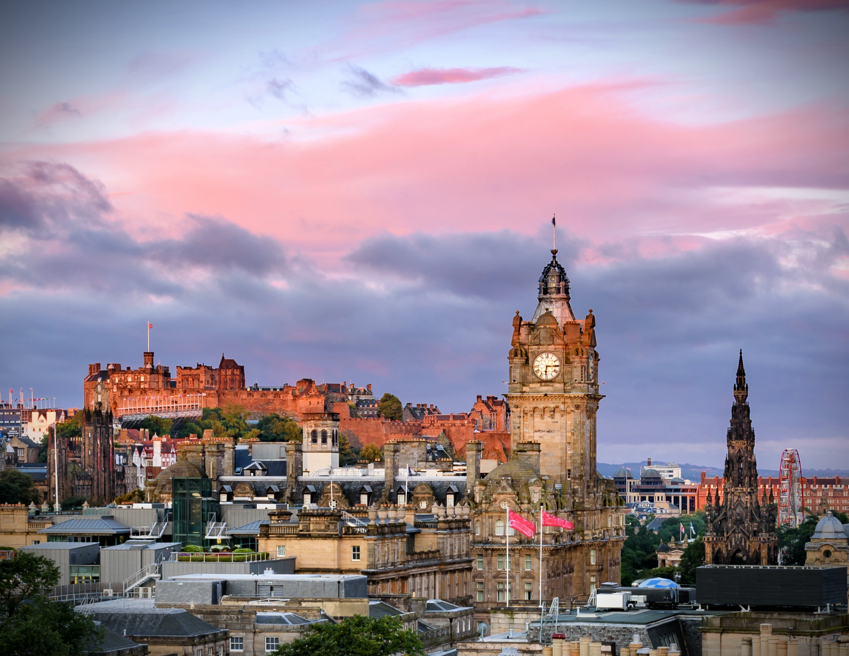Top 10 Edinburgh Castles: Unraveling the History and Secrets