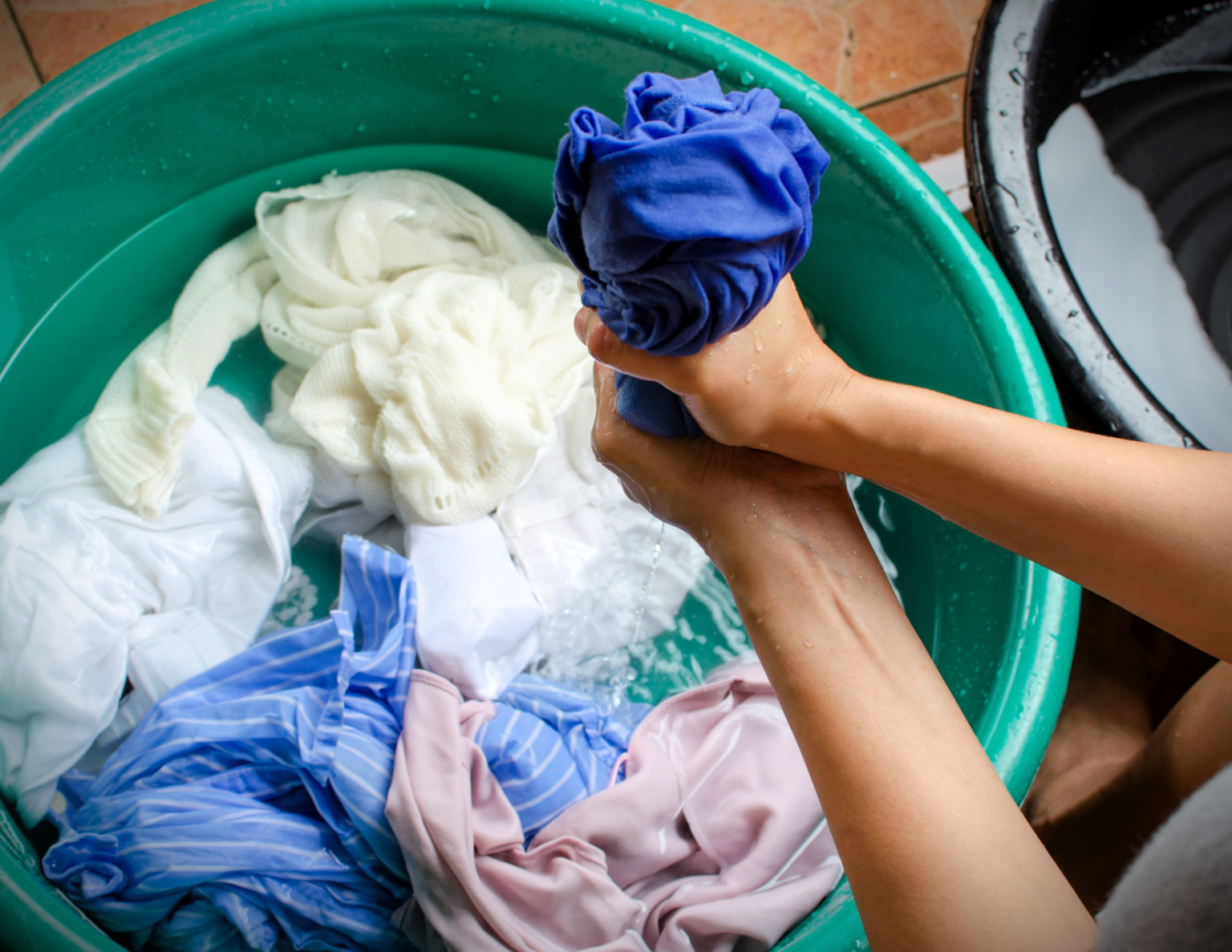 How to Do Laundry Backpacking: 7 Tips You Need to Know!