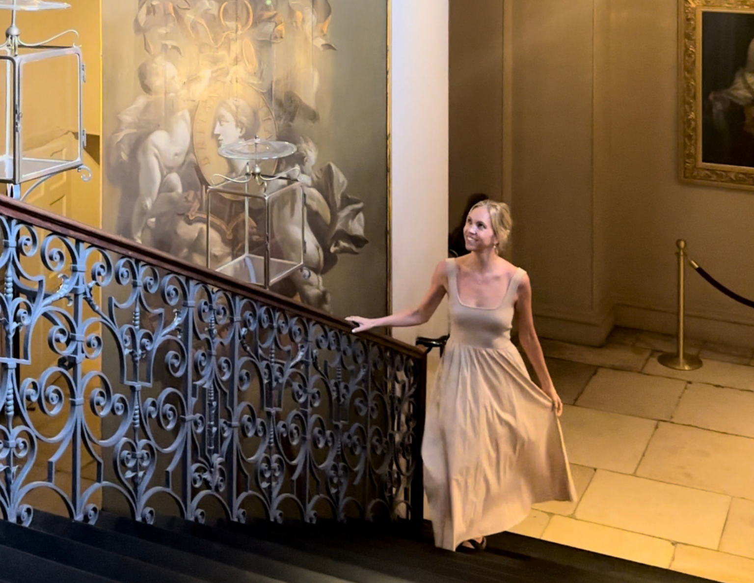 What to Wear to a West End Show: The Ultimate Outfit Guide!