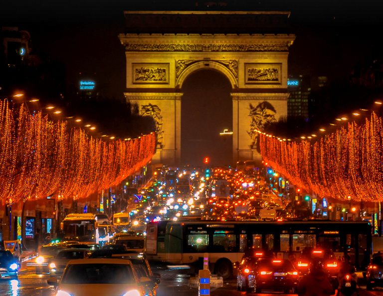 Paris in Winter: 15 Tips for a Charming and Cozy Escape