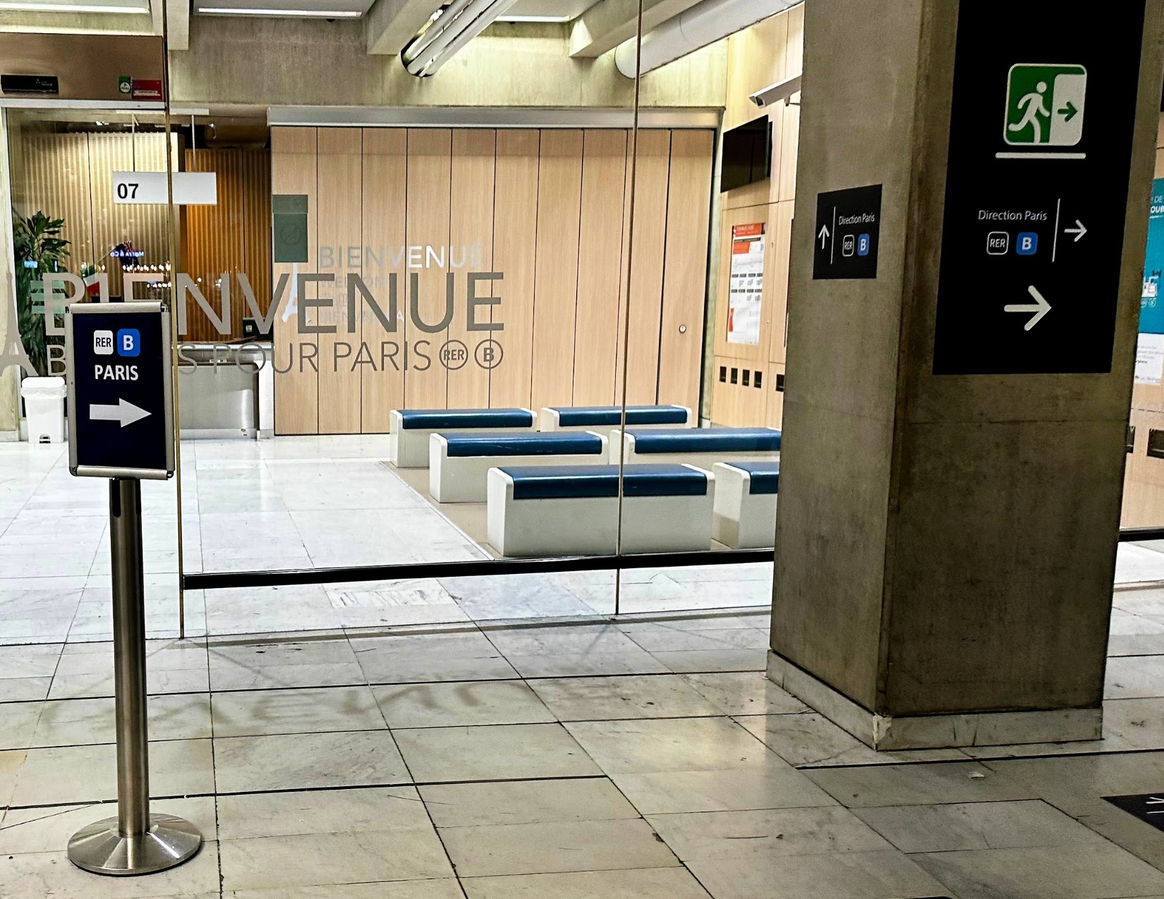 How to Get From Charles de Gaulle to Paris: A Speedy Guide!