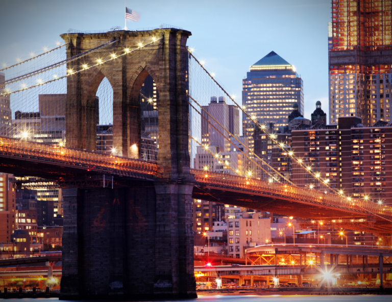 Guide to Walking the Brooklyn Bridge: 10 Tips From a Local